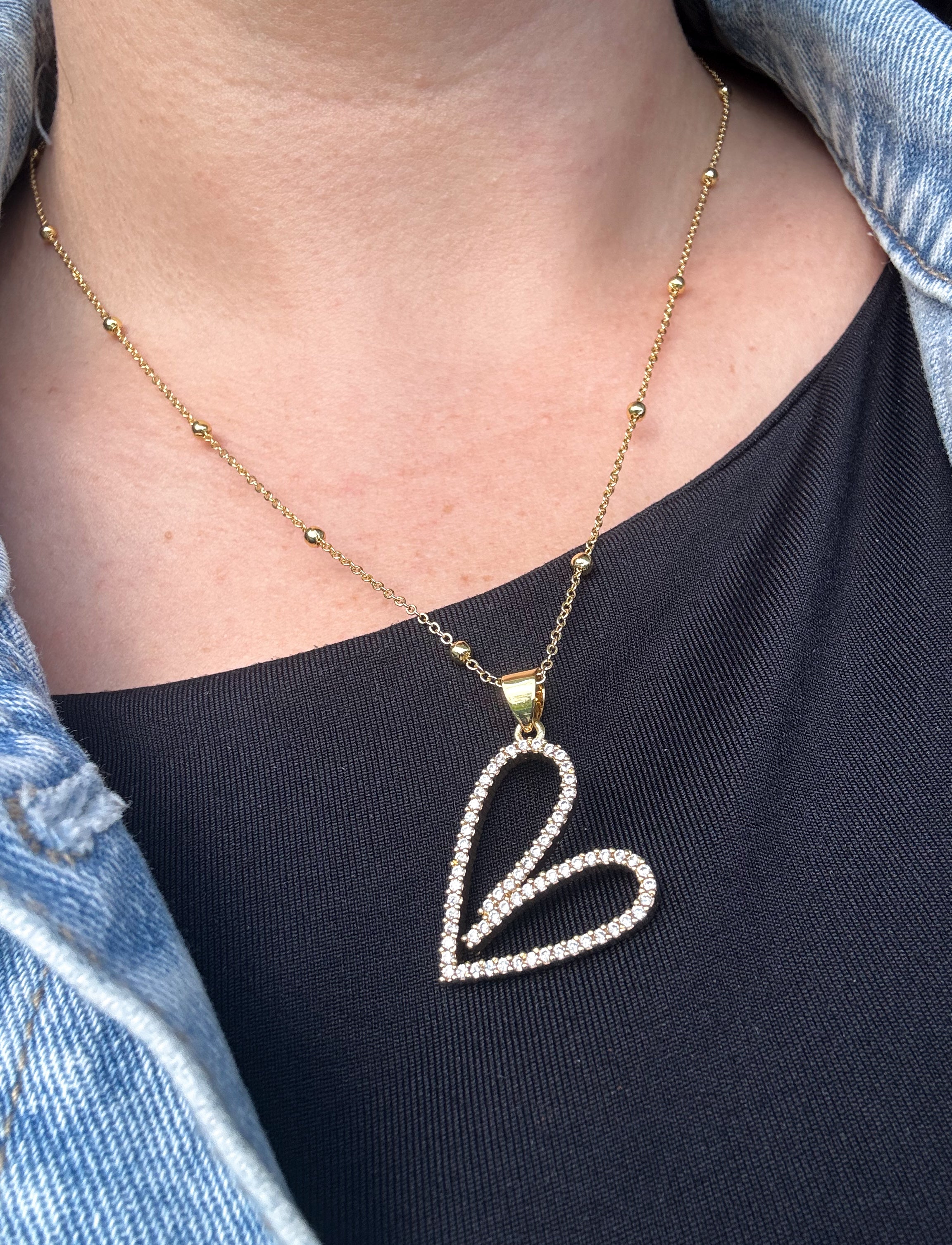 Cadena Silueta de Corazon Brillante – Solanas Handmade